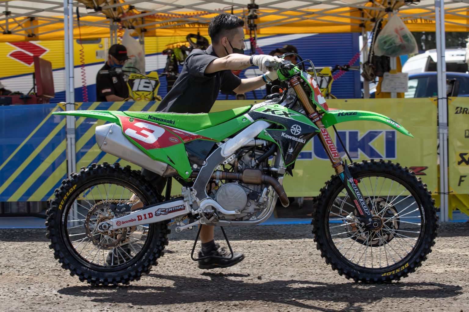 日本最高峰の場で活躍する ZETA Racingのリアルレーシングパーツ - RIDE-HACK