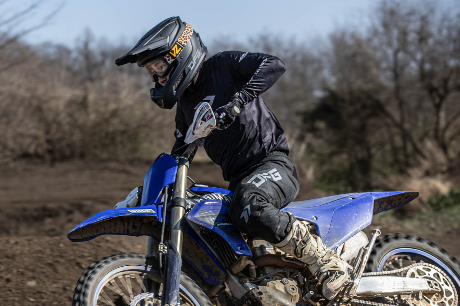 クラッチレバーを軽く出来るウラワザあります。しっかり重いYZ450FXもちゃんと軽くなるっ！ - RIDE-HACK